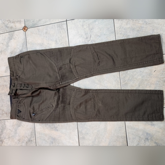 Guess | Pants | Olive Green Guess Pants | Poshmark